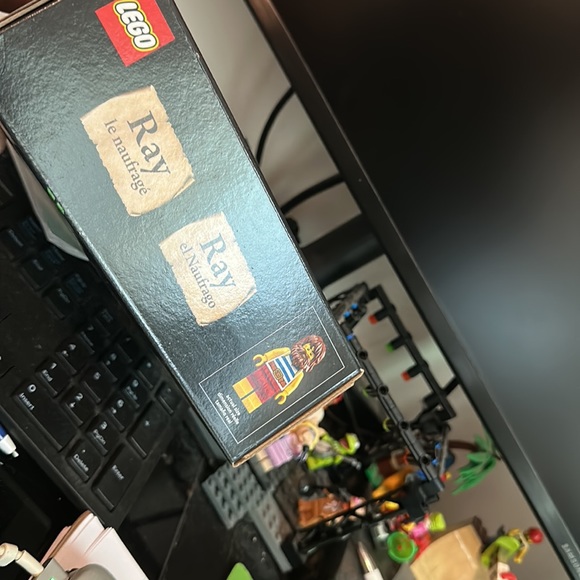 Lego | Toys | Lego Rare Ray The Castaway Set | Poshmark